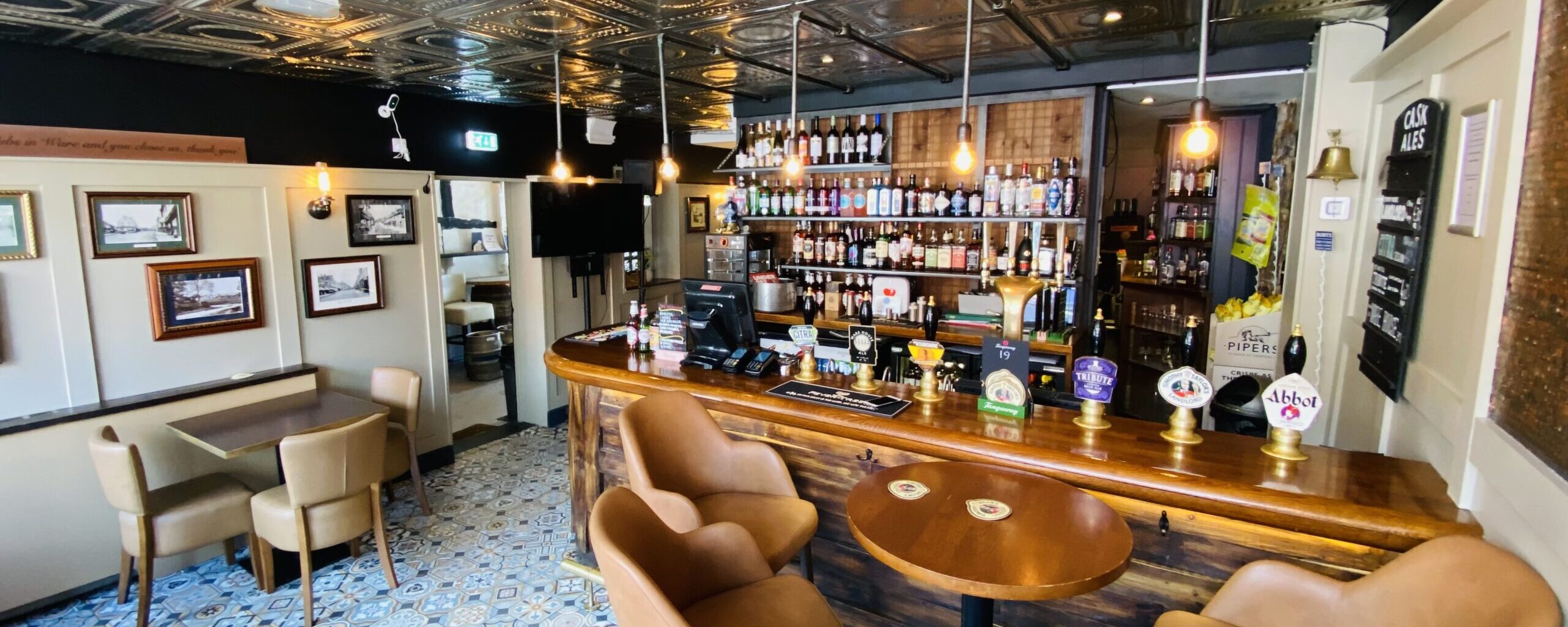 Brewery Tap Ware - Pub with sports, music, courtyard & cellar bar